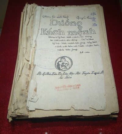 Kỷ niệm 90 năm xuất bản sách 'Đường Kách Mệnh': Kim chỉ nam cho cách ...